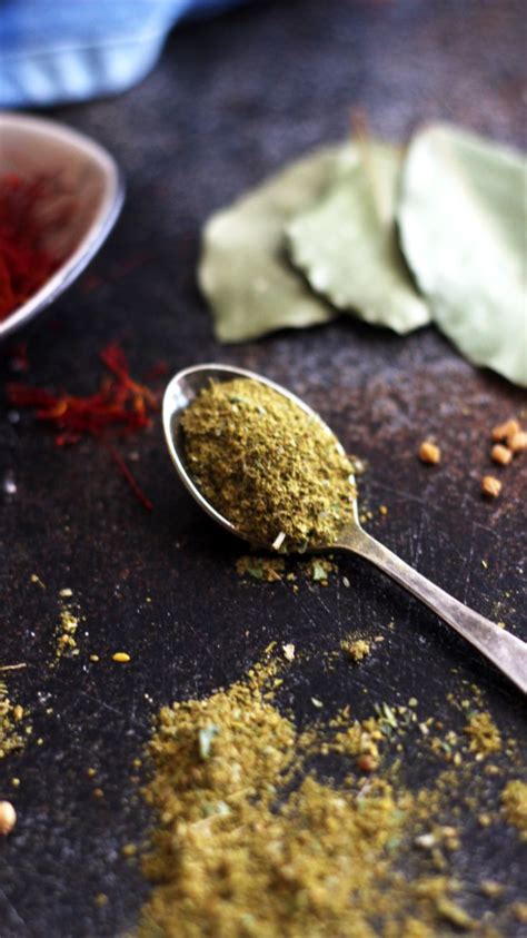 Khmeli Suneli Georgian Spice Mix For Flavorful Cuisine