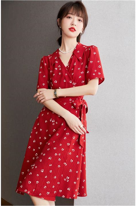 베이지하루 랩 카라 반팔 미디 원피스 브이넥 슬림핏 플레어 봄 여름 대 대 여성 여자 레이디 정장 커리어우먼 오피스 사무실 직장인 세미룩 면접복장 세미정장 아나운서