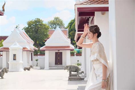 【泰服體驗鄭王廟】itsara Chud Thai 高品質傳統泰服，中文服務編髮造型通通有 混血珊莎的奇幻旅程