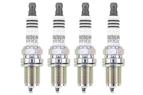 NGK Iridium Spark Plug kaufen | Maxspeed Motorsport