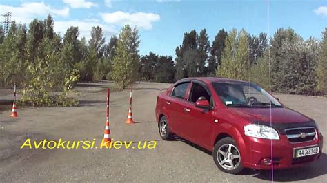Как правильно парковаться на автомобиле, заезд в бокс, заезд в гараж ...