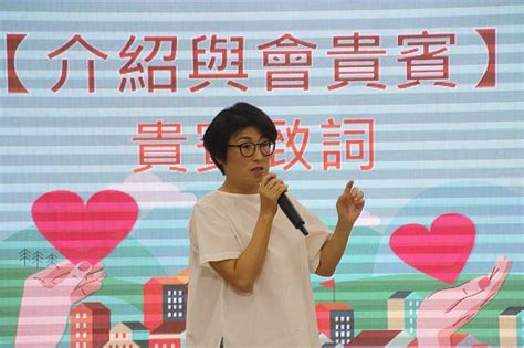 陳柏峰教育基金會獎助學金今頒獎 饒慶鈴：基金會40年愛心溫暖臺東 學子獲助學金綻放希望之花 中央社訊息平台