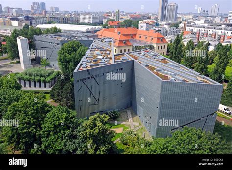 Daniel Libeskind Holocaust Museum