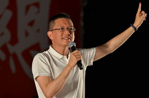 藻礁風波再延燒！他拆穿「民進黨6個謊言」 直言：蔡英文臉被打得又紅又腫 Yahoo奇摩汽車機車