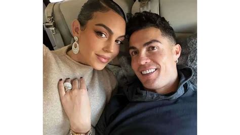 25 عکس از همسر رونالدو که شما را شگفت زده می کند