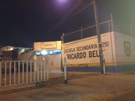 Escuela Sec Ofic No 438 Lic Mario Colín Sánchez turno Matutino. added a ...