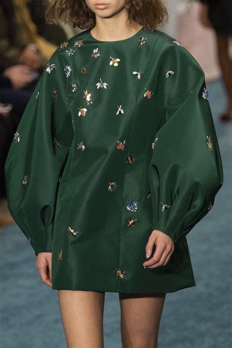 Pin By Paoolo Robles On Costume Ideas Fashion Outfits Fashion Week