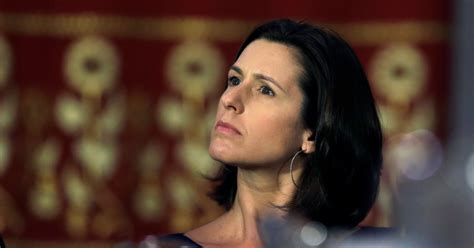 Cnn Exec Allison Gollust Woman In Relationship With Ex Chief Jeff