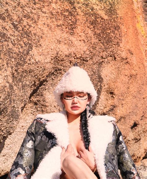 Narangoo Narangoo Added A New Photo