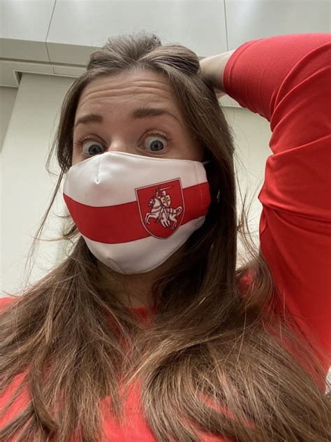 Бело красно белая маска с погоней бчб маска