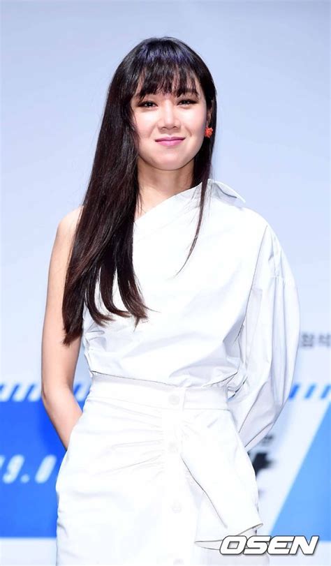 공효진 눈부신 아름다움 뽐내며 사진