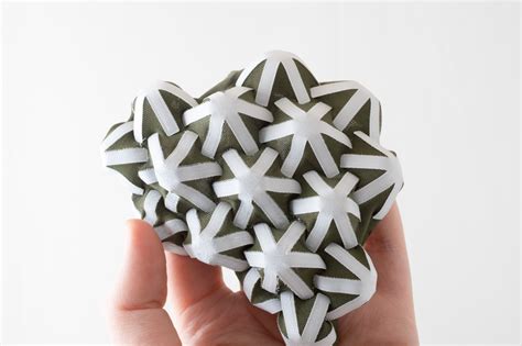 Self Forming Structures An Exploration Into 3d Printing On Pre