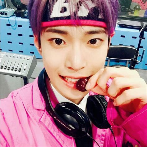 한 ᓀ‸ᓂ Djj Giveaway In Pinned On Twitter Rt Invernoforu 💝💓💕하늘아래 같은