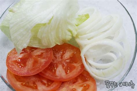 수제 햄버거 만들기 패티 집에서 캐러멜라이즈드까지 수제 햄버거 만들기 패티 집에서 캐러멜라이즈드까지