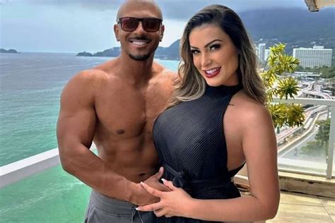 Andressa Urach Grava Com Outro Homem E Declara Marido Liberou