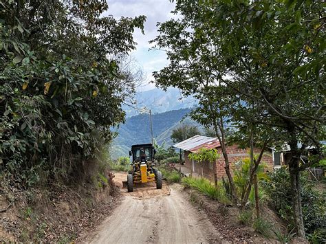 Gobernación Del Tolima Dispone De Un Kit Completo De Maquinaria Para