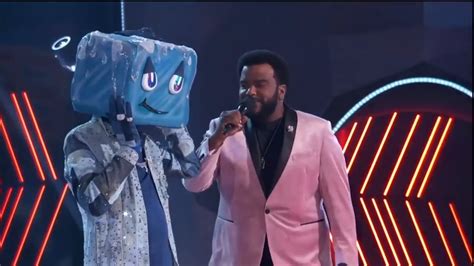 ‘masked Dancer Host Craig Robinson Shares Feelings On Hosting Show Wsvn 7news Miami News
