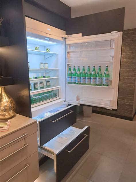 Ex Display Sub Zero Fridge Freezer The Used Kitchen Company