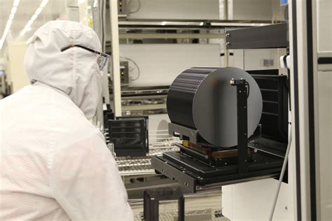 8 Reasons Why You Should Become A Semiconductor Engineer