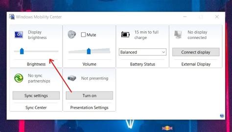 how to decrease screen brightness in windows 11 10