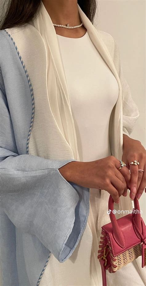 Pin by 𝑺𝒂𝒎𝒂 on Elegant Abaya Abayas fashion Abaya designs Modesty