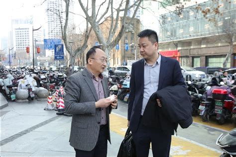 远东宏信