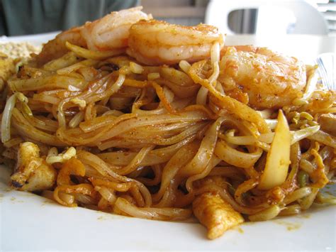 File:Pad Thai (2433385864).jpg - Wikimedia Commons
