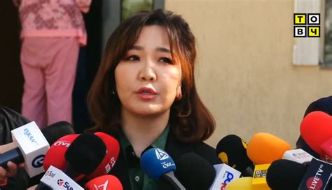 О Алтангэрэл Төрийн нууц задруулсан гээд сэтгүүлч шоронд хоригдоод