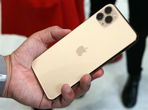 Sederet Alasan Mengapa IPhone Lebih Unggul Dari Android SoPasti