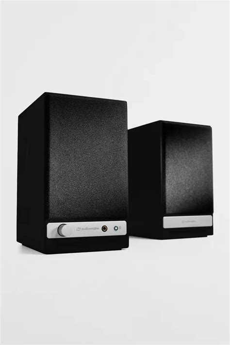Audioengine Hd3 Powered Bluetooth Bookshelf Speakers Urban Outfitters