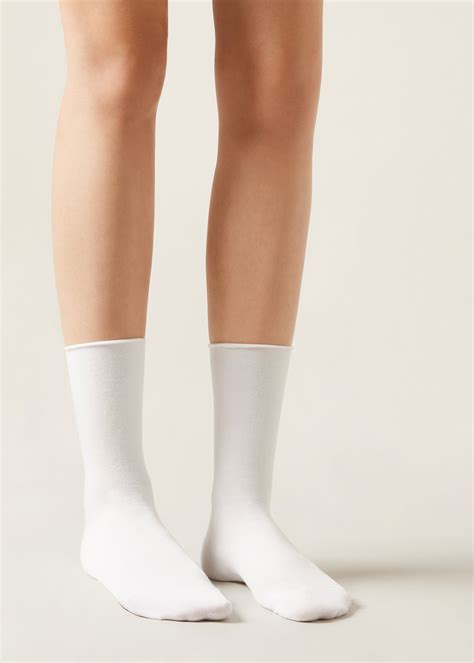 Calcetines Térmicos Largos Y Cortos De Mujer Calzedonia