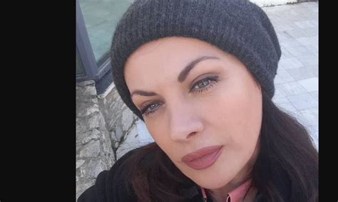 Νένα Χρονοπούλου Σε σένα που εύχεσαι να πεθάνει ο γιος μου Pic