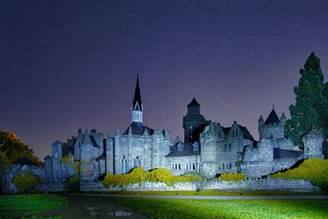 Löwenburg Im Bergpark Wilhelmshöhe Foto And Bild Architektur