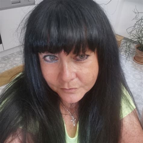 Simone Singer Youtube