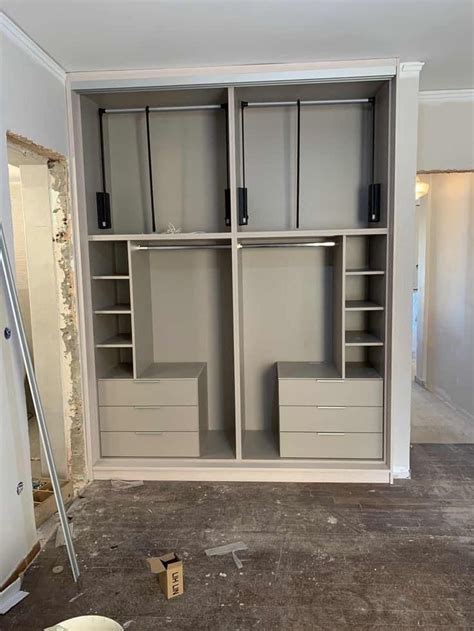 Pin By Viviana Calado On Quartos In 2024 Closet Layout Cupboard
