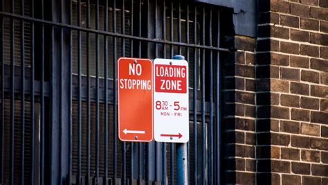 Loading Zone Rules Can You Park In A Loading Zone Carsguide