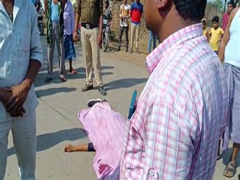 Balodabazar Accident News Unknown Vehicle Hit Bike Riders