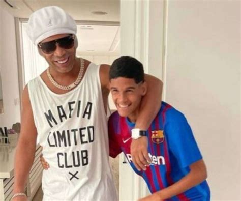 Iran Ferreira o Luva de pedreiro conhece Ronaldinho Gaúcho Fatos