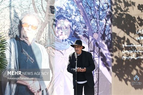 لحظه وداع با داریوش مهرجویی و همسرش با حضور بازیگران سینما تصاویر و فیلم