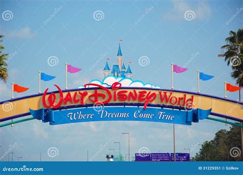 Walt Disney World Entrance Editorial Photo Image Of Greet 31229351