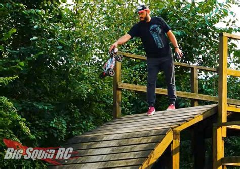 Team Corally Spark Xb 6 The First True 18 Bash Buggy Video Big