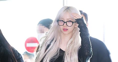에스파 카리나 비주얼 여신의 수수한 공항패션 포토엔hd