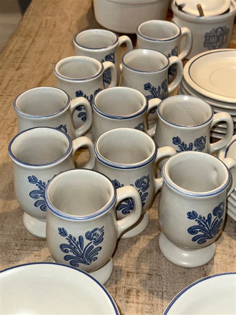 1960s Vintage Pfaltzgraff Yorktowne Dinnerware Blue And White