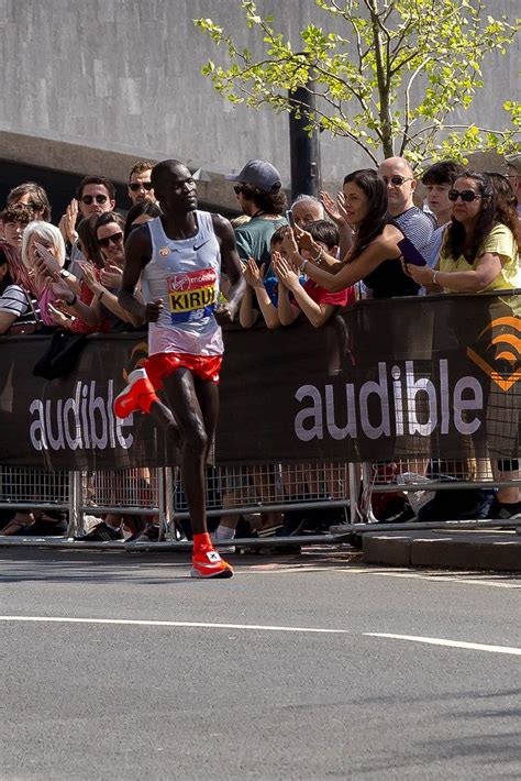 Eilmeldung Der London Marathon Wird Auf Den Oktober Verschoben