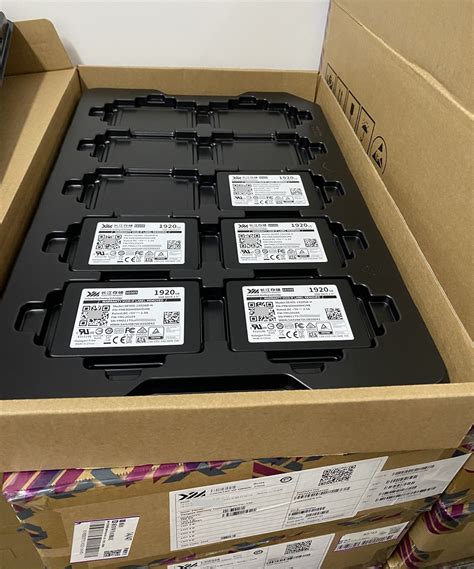 国产企业级ssd硬盘；长江存储 Se005 系列 Sata接口 480gb 960gb 1 92tb 企业级固态硬盘