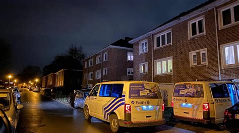 Hln Man 33 Komt Om Door Messteek Na Ruzie Met 17 Jarige Stiefdochter Parket Opent