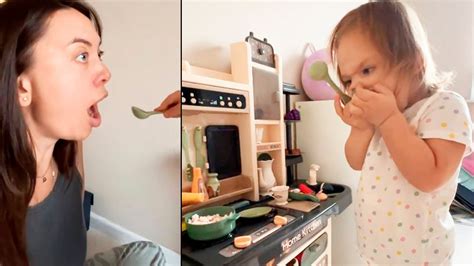 Наталья Фриске и ее дочь Луна Мать голодной не останется Youtube