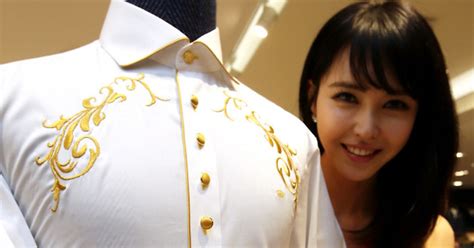 포토 순금 단추 달린 금 셔츠