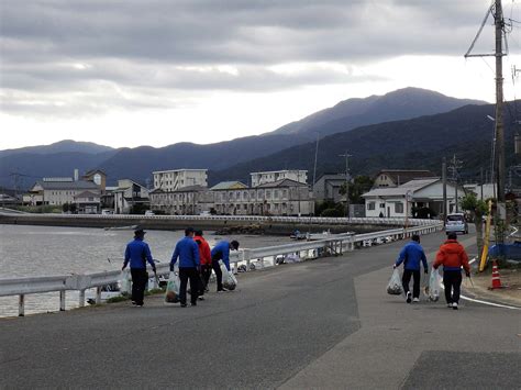11 13地域美化活動深江校区北中央エリアを行いました 二丈環境整備センター