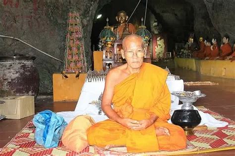 พระใหม่ [[[เปิดจอง]]]ตะกรุด รุ่นนะกันทั้งปวง พ่อท่านมหาจรูญ วัดเขา